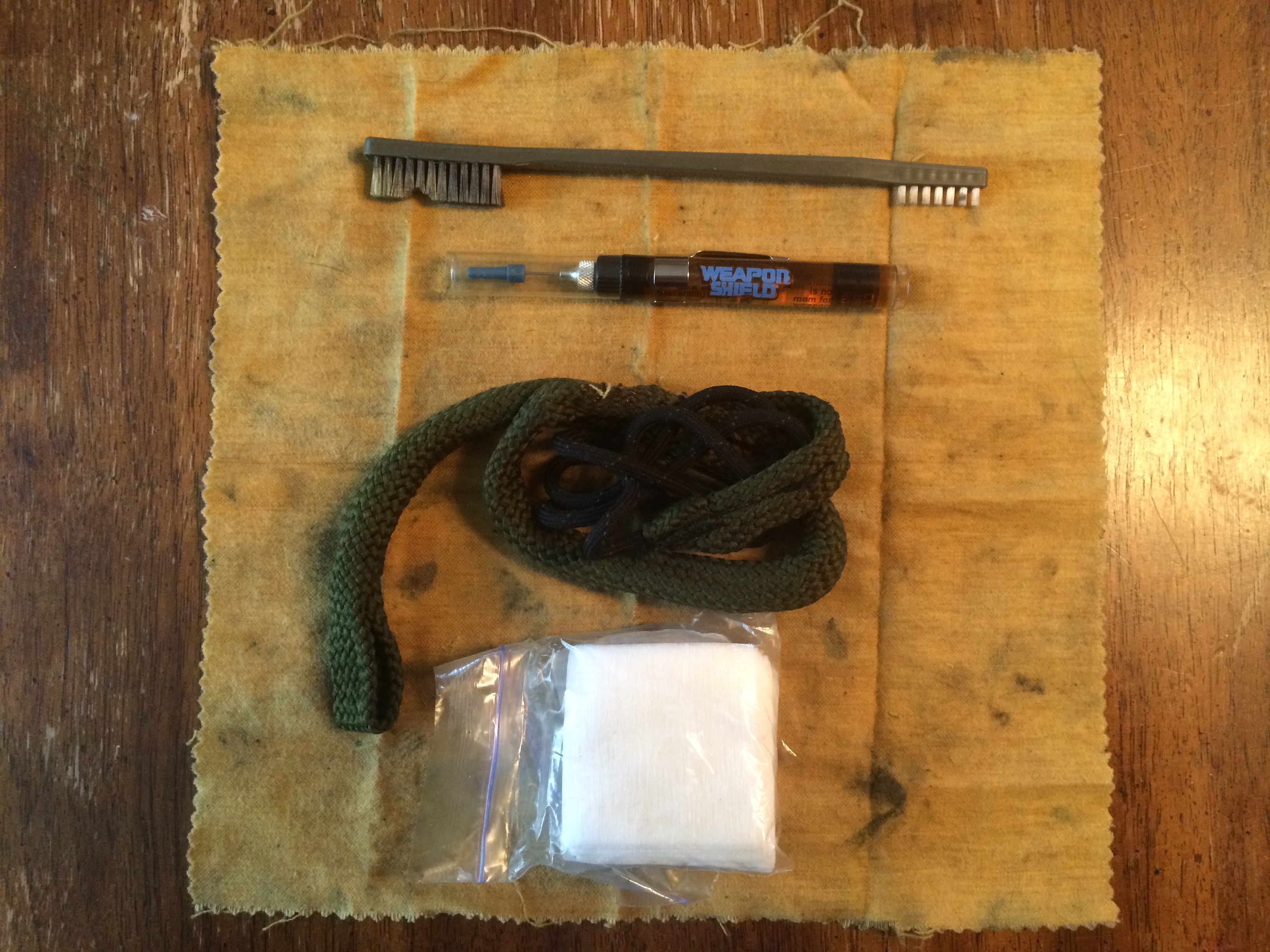 Minimalist Glock cleaning kit | SOFREP