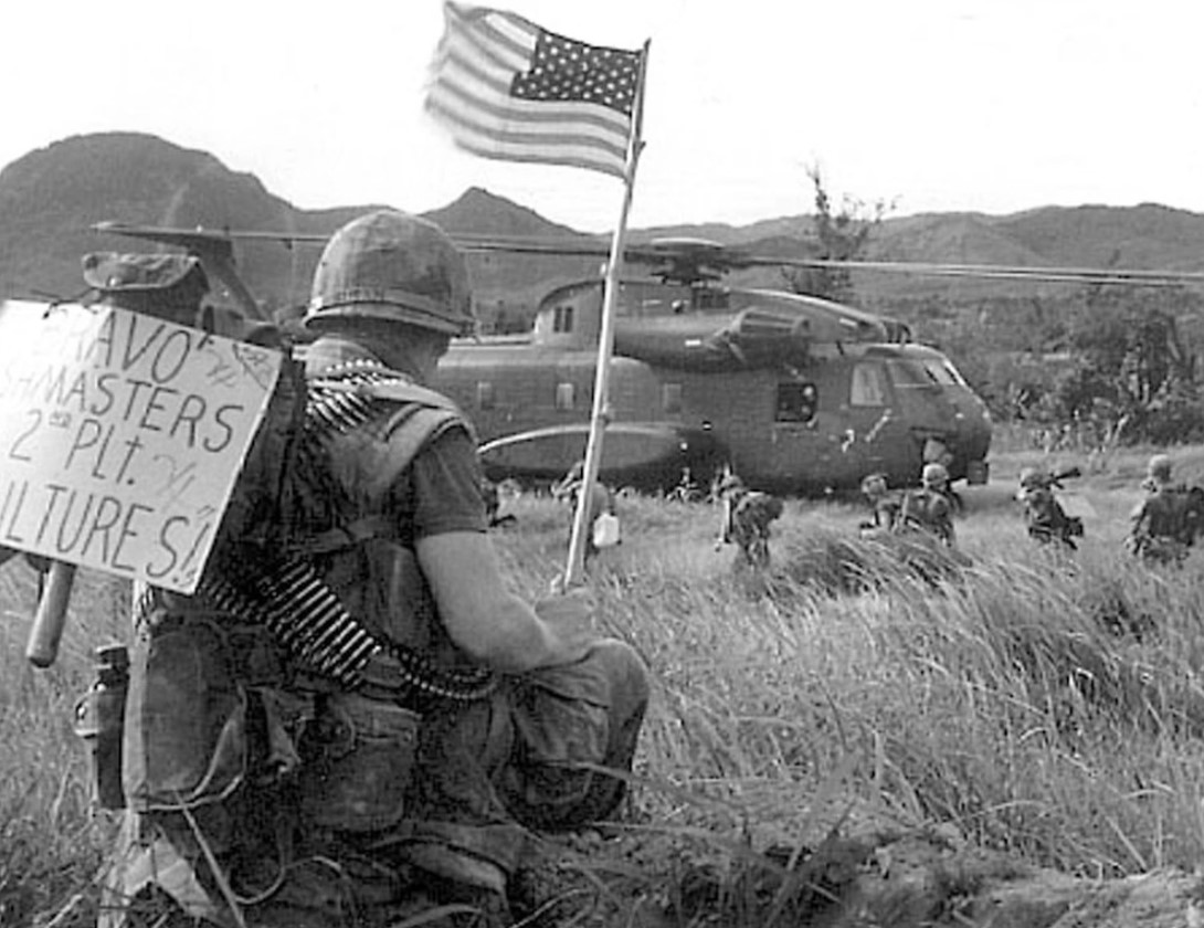 Pic of the Day: Old Glory Flies as Marines Board a CH-53A Sea Stallion in Vietnam | SOFREP