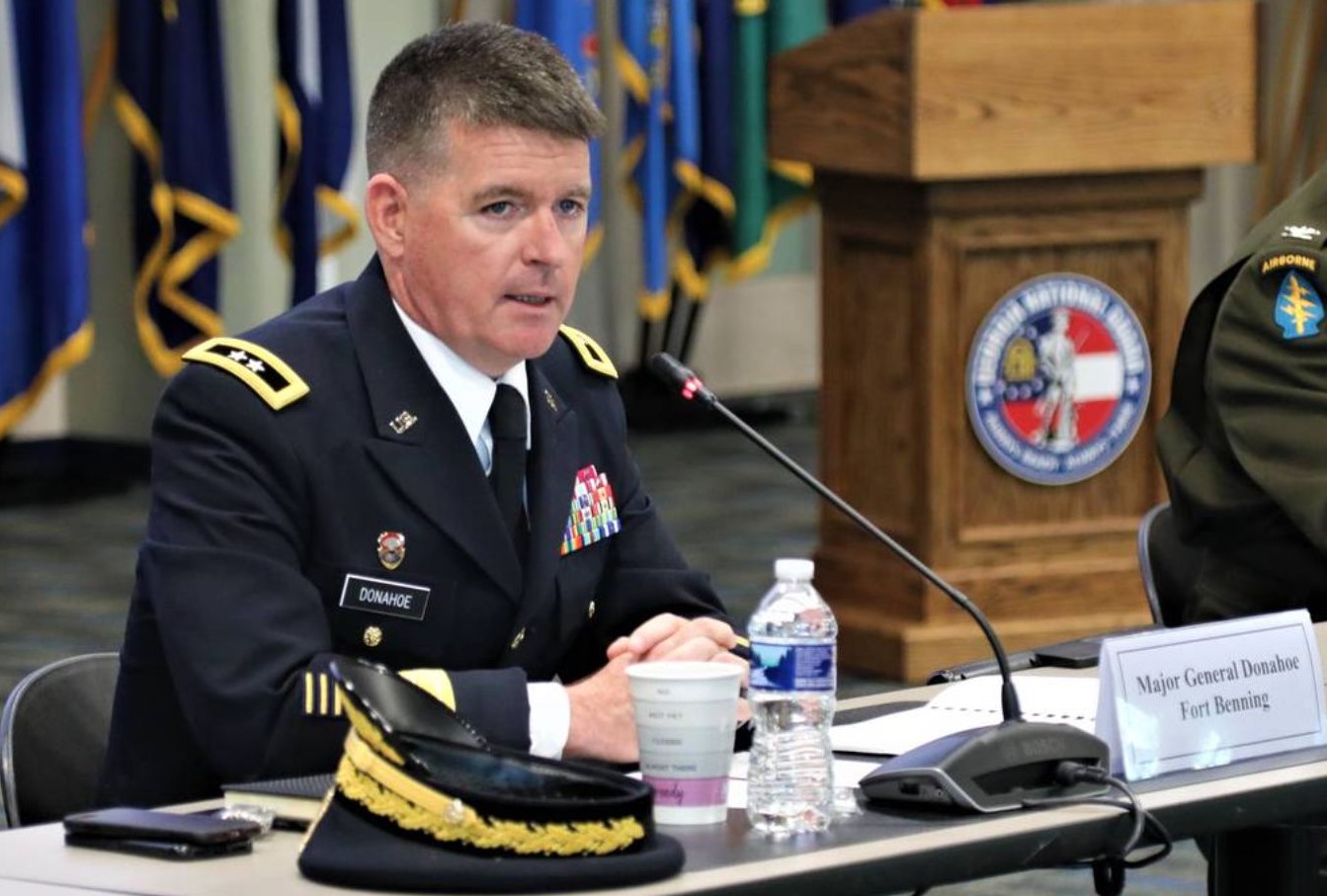 Army General Cleared of Wrongdoing, Allowed to Retire After Social ...