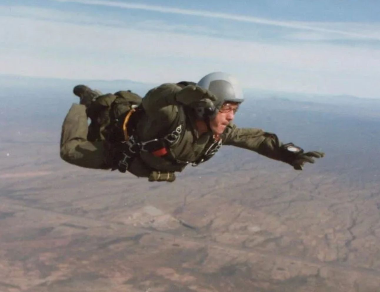 SOF Pic of the Day: From Geo's Private Stash-Geo Goes Airborne Over the Desert | SOFREP