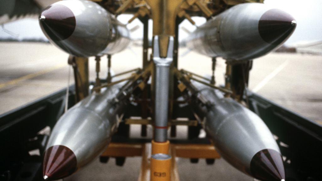 The US Plans to Build A Better Nuclear Gravity Bomb: 24 Times More ...
