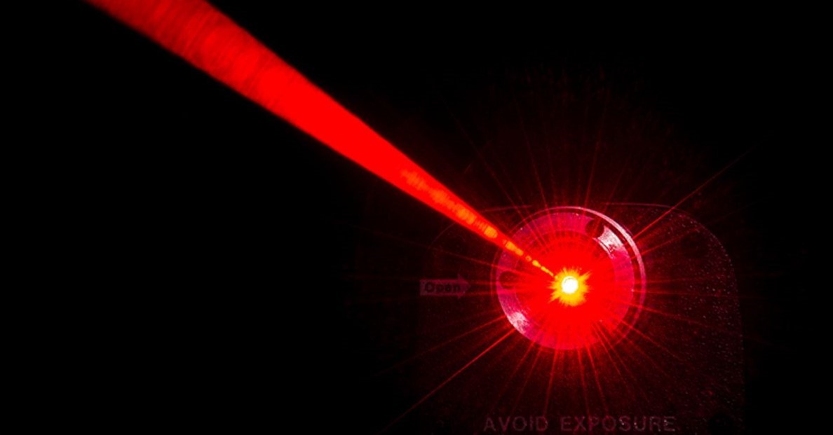 How Laser Weapons Like DragonFire Are Shaping the Future of Global ...