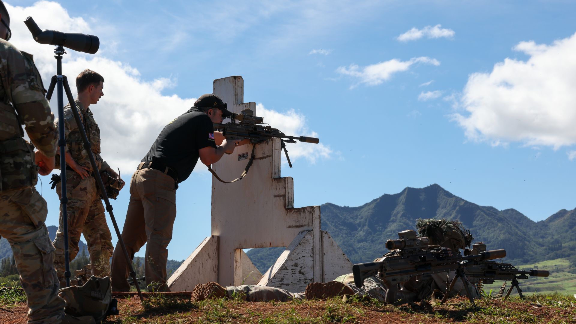 Hawaii-based Soldiers Sharpen Marksmanship Skills, Train with Next ...