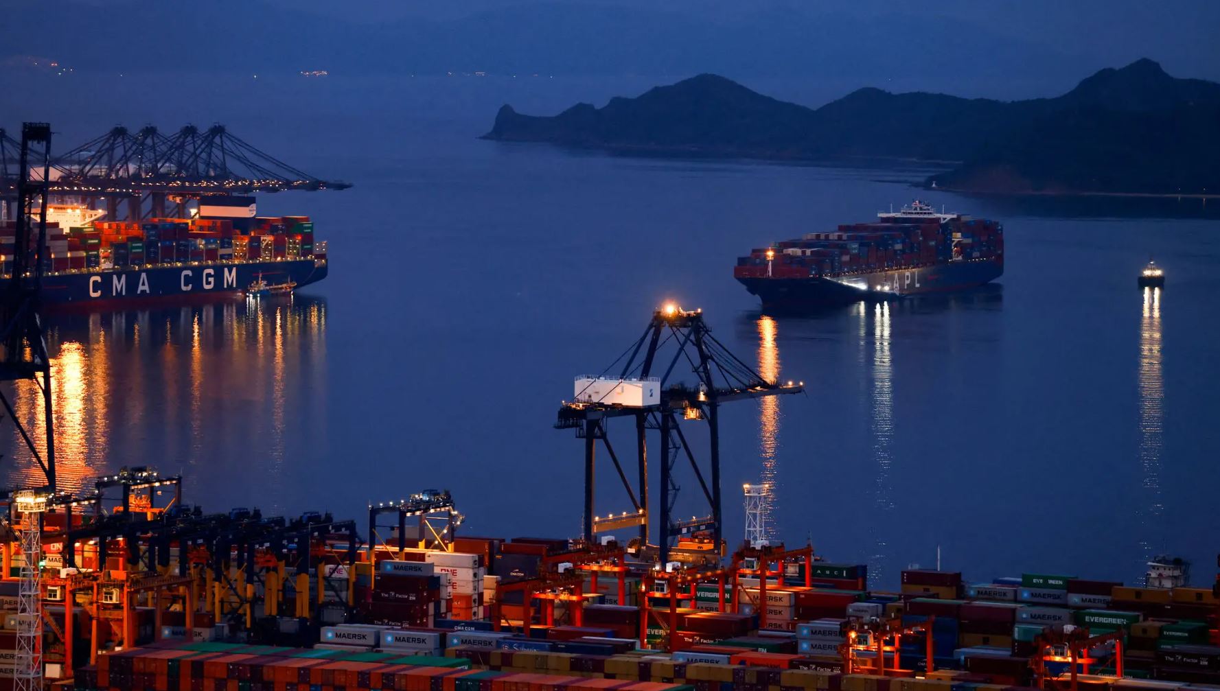 US Special Operations Forces Board a China-to-Iran Ship in the Indian ...