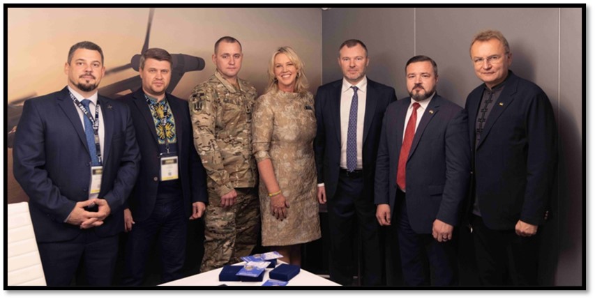 Bell AH-1Z Viper and UH-1Y Venom Helicopters for Ukraine | SOFREP